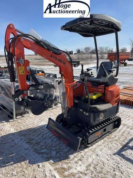 MINI EXCAVATOR, MODEL ATS-ME18 - Hoge Auctioneering LLC