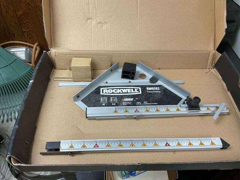 Picture frame cutter - Hoosier Auction Group
