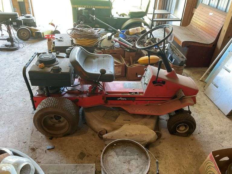 Ariens RM830 rear engine lawn tractor - Hurley Real Estate & Auctions
