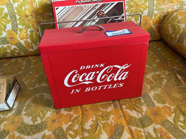 Coca-Cola greeting cards in cooler shaped box - Hurley Real Estate ...