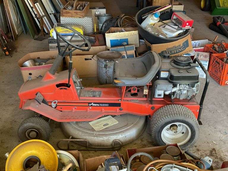 Ariens RM830 rear engine lawn tractor - Hurley Real Estate & Auctions
