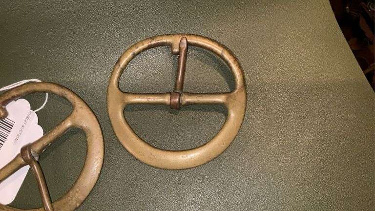 2 buckles - Hurley Real Estate & Auctions