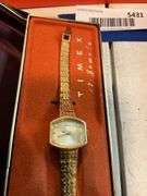 Vintage Timex 17 jewel watch in box - Hurley Real Estate & Auctions