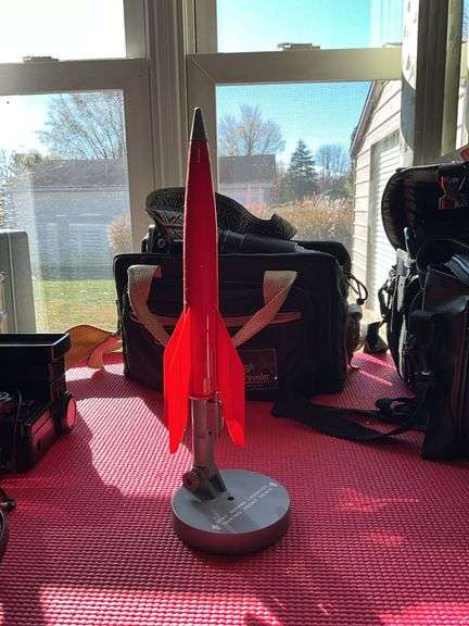 ALPHA-1 Ballistic Missile & Remote Launcher Action toy w/ original box ...