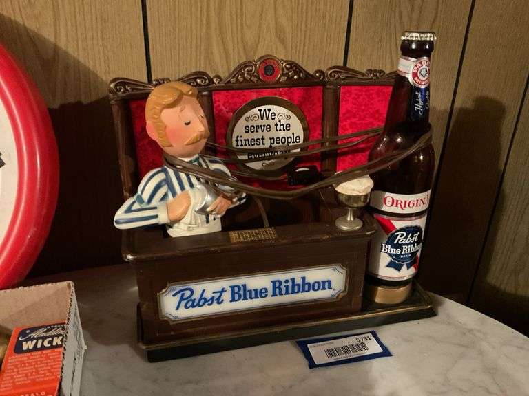 Pabst Blue Ribbon beer lighted bar display - Hurley Real Estate & Auctions