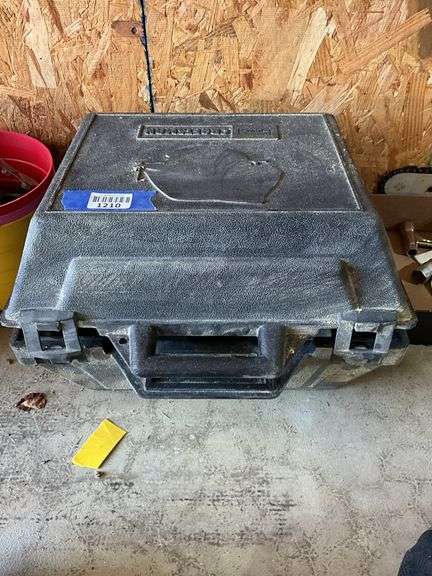 Craftsman circular saw in hard case - Hurley Real Estate & Auctions