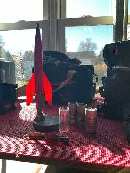 ALPHA-1 Ballistic Missile & Remote Launcher Action toy w/ original box ...