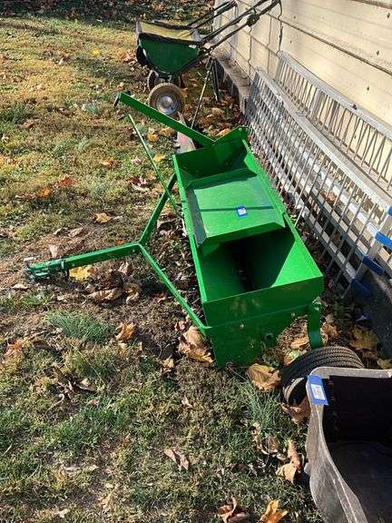John Deere pull behind lawn tender - Hurley Real Estate & Auctions