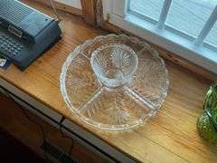 Pressed glass pedestal cake saver - Hurley Real Estate & Auctions
