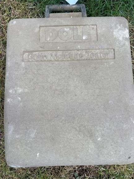 Old DOLE 300 moisture tester - Hurley Real Estate & Auctions