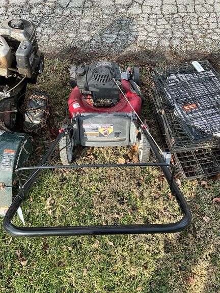 Briggs & Stratton lawn mower - Hurley Real Estate & Auctions