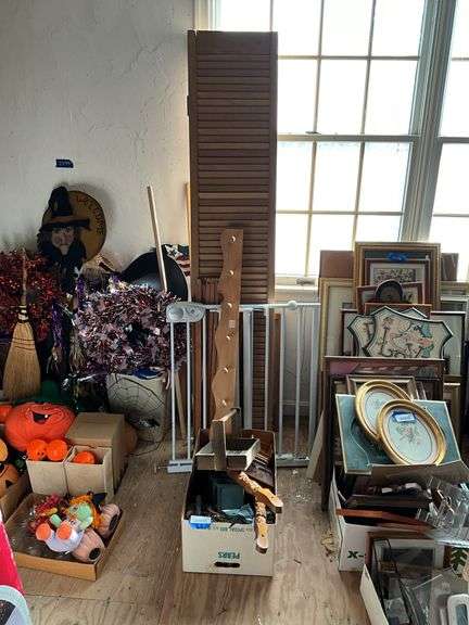 Safety gate, wall mount coat rack, shutters, berry box carrier & more ...