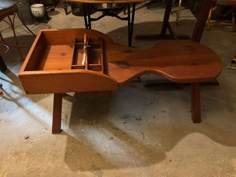 Cobbler's bench coffee table - Hurley Real Estate & Auctions