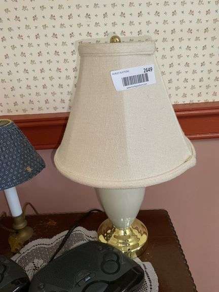 Contents of table top - Accent lamp, table lamp, two GE clock radios ...
