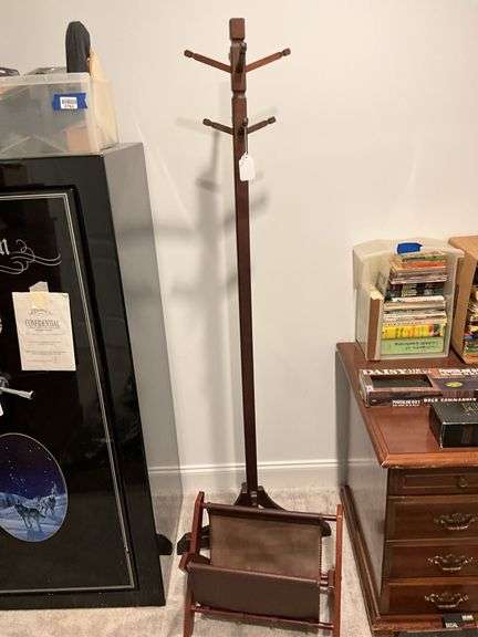 Coat tree, magazine rack - Hurley Real Estate & Auctions
