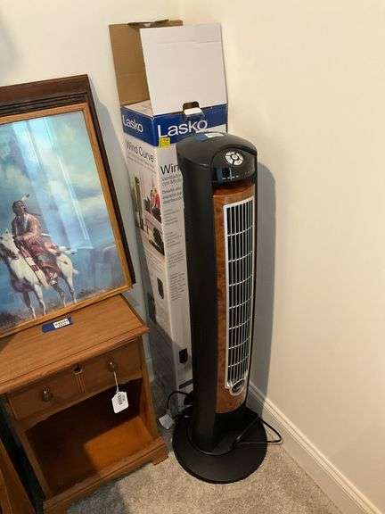 Lasso Wind Curve Tower - Hurley Real Estate & Auctions