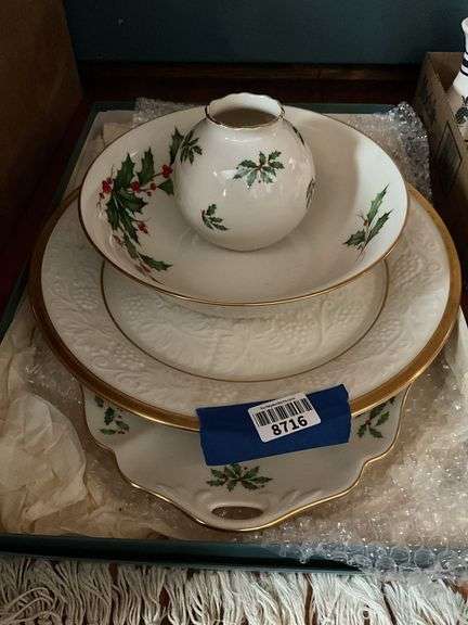 Four pcs Lenox china including Christmas patterns - Hurley Real Estate ...