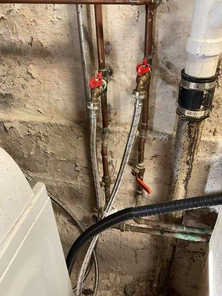 Whirlpool washing machine model: WTW5000DW3 - Hurley Real Estate & Auctions