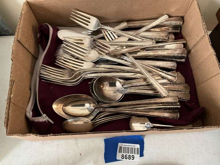 Holmes & Edwards inlaid plated flatware set - Hurley Real Estate & Auctions