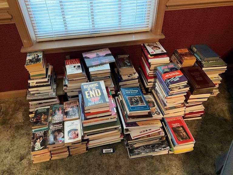 Misc book lot - paperbacks, hardbound, novels, etc - Hurley Real Estate ...