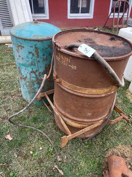 50 gallon barrel and pressure tank - Hurley Real Estate & Auctions