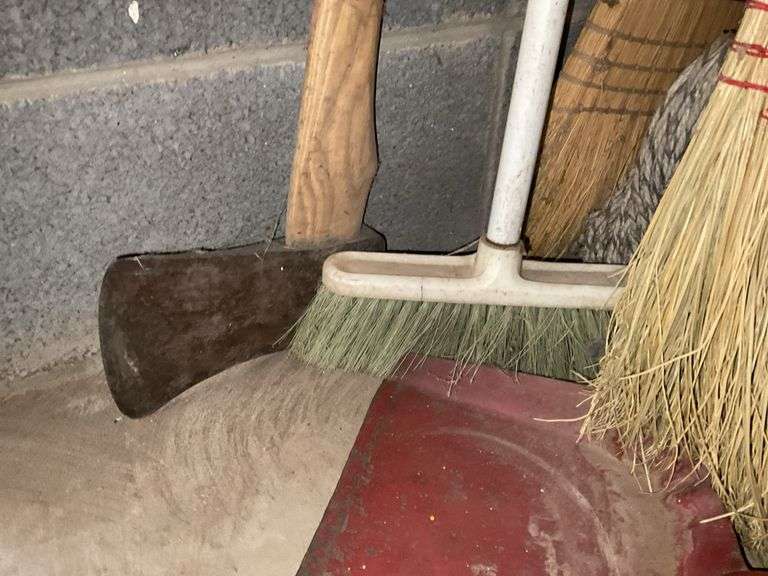 Axe, scythe handle, shovels, brooms - Hurley Real Estate & Auctions