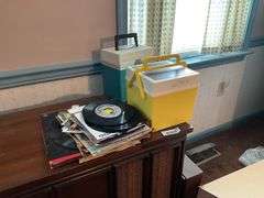 General Electric console stereo w/ records 46x26x17 - Hurley Real ...