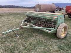 John Deere 8250 Grain drill - Hurley Real Estate & Auctions