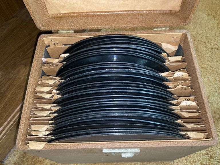 78rpm records w/ storage case - Hurley Real Estate & Auctions