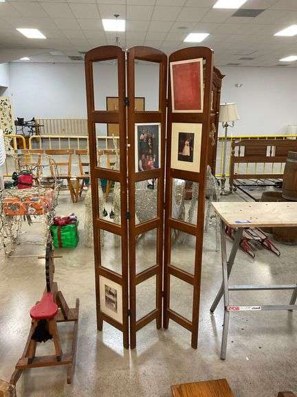 3-panel photo frame room divider screen - Hurley Real Estate & Auctions