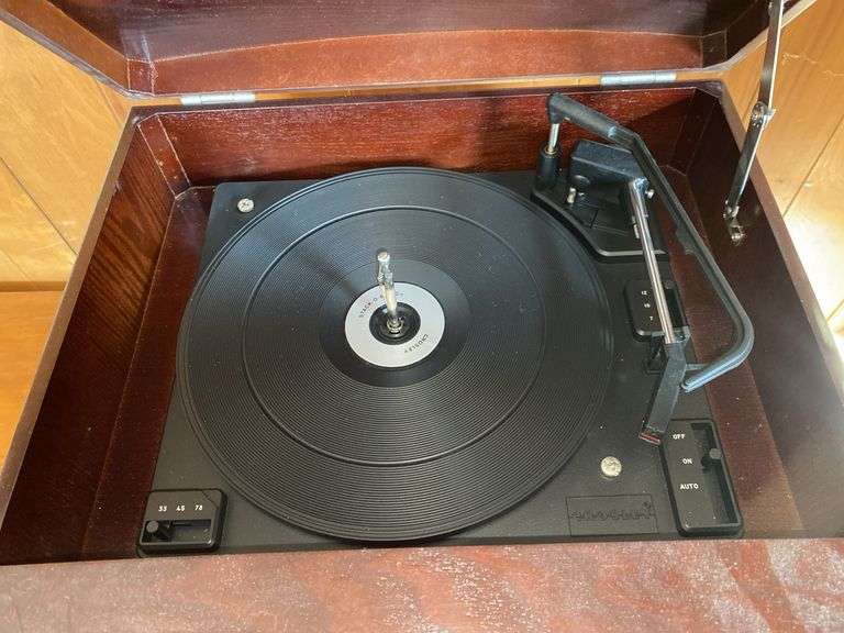 Vintage style Crosley Stack-o-Matic turntable/CD/radio/cassette ...