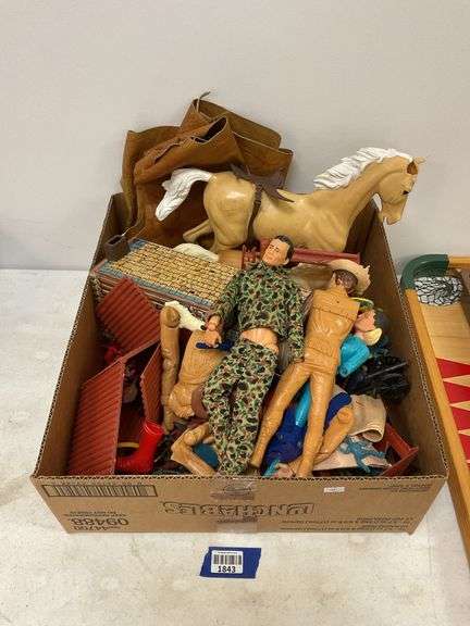 Vintage GI Joe, Marx Fort Apache set and Western action figures, misc ...