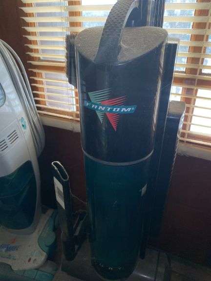 Hoover FloorMate and Fantom Fury vacuum - Hurley Real Estate & Auctions