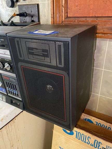 GoldStar portable TV/radio/cassette stereo model: KMA-072 - Hurley Real ...