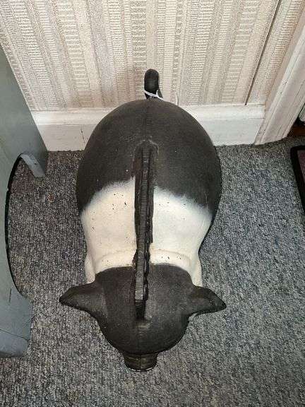 PITMAN-MOORE cast iron advertising pig figure - Hurley Real Estate ...