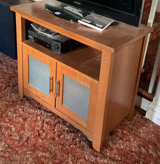 TV stand, and Hitachhi VHS player 36x18.5x30.5 - Hurley Real Estate ...