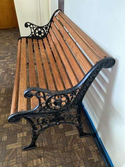 Oak park bench 49x23x27 - Hurley Real Estate & Auctions