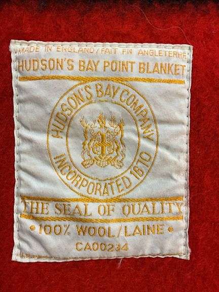 Red Hudson's Bay Point blanket - Has moth hole. Please see photos 61x83 ...