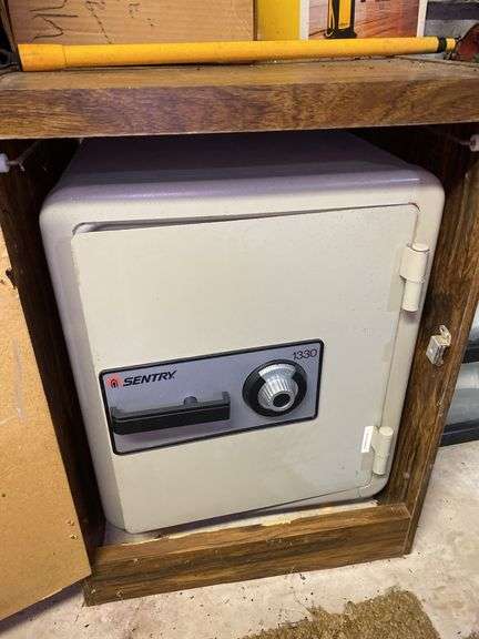 Pressed wood 1-door cupboard w/ Sentry 1330 Safe 19x20x26, combination ...