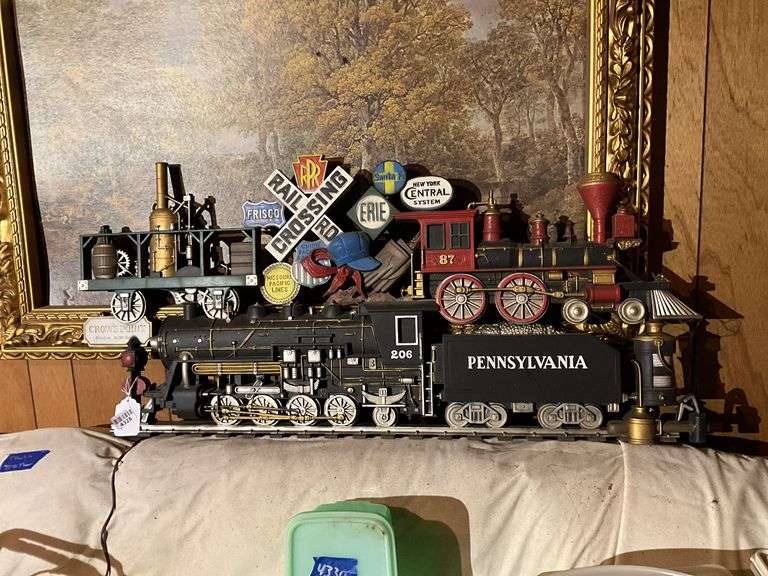 PRR Pennsylvania Railroad wall plaque - Hurley Real Estate & Auctions