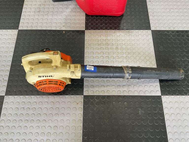 Stihl BG55 blower - Hurley Real Estate & Auctions
