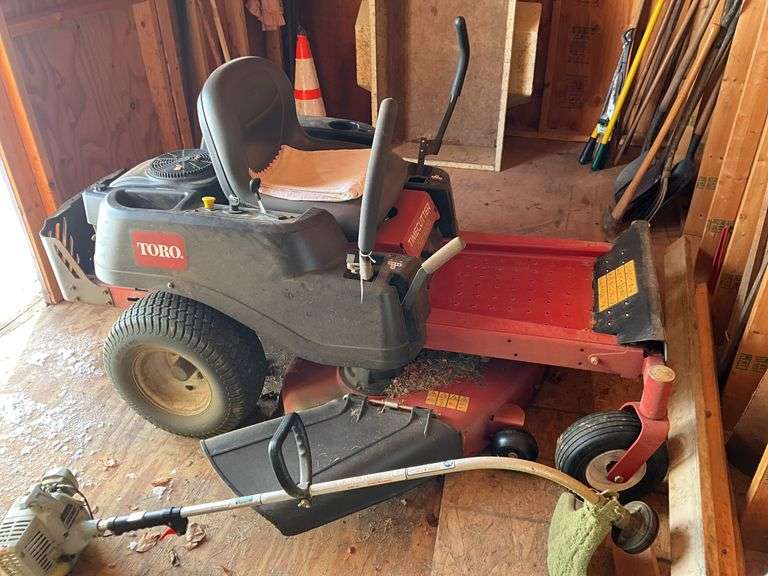 TORO TimeCutter SS4200 42in lawn mower tractor - Hurley Real Estate ...