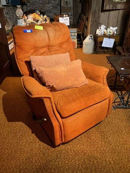 Rust color recliner w/ throw pillows - Hurley Real Estate & Auctions