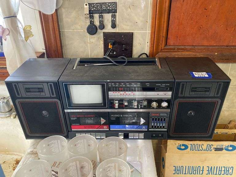 GoldStar portable TV/radio/cassette stereo model: KMA-072 - Hurley Real ...