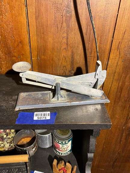Antique ACME egg scale Patent 1922 - Hurley Real Estate & Auctions