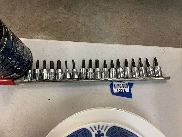 Bit sockets set, sockets lot - Hurley Real Estate & Auctions