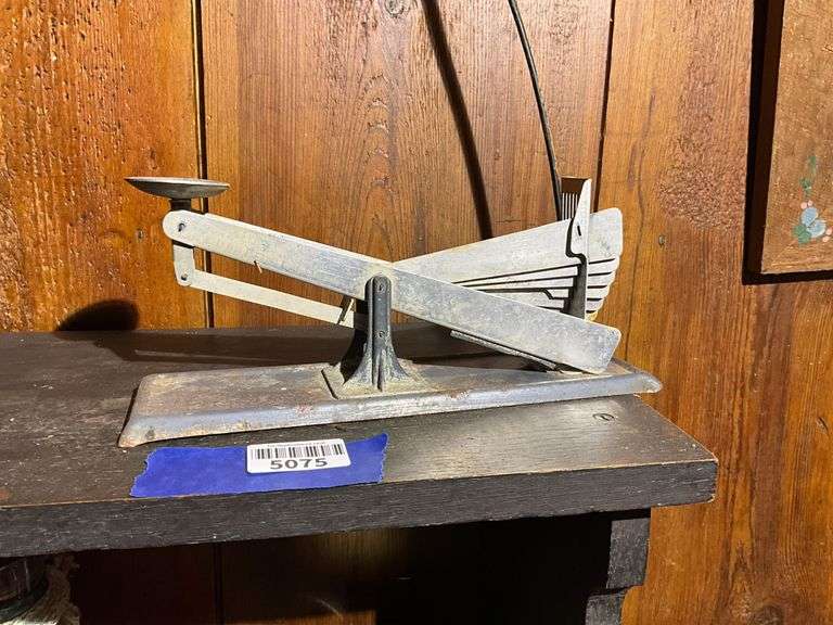 Antique ACME egg scale Patent 1922 - Hurley Real Estate & Auctions