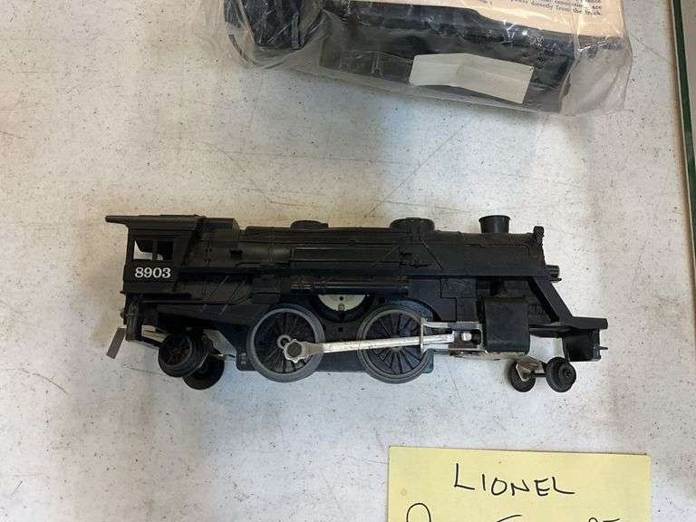 Lionel Rio Grande train set w/ transformer - Hurley Real Estate & Auctions