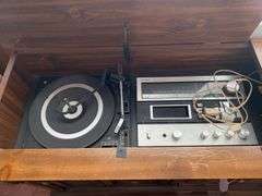 Magnavox console stereo Integrated Audio System with/ 8-track player 44 ...
