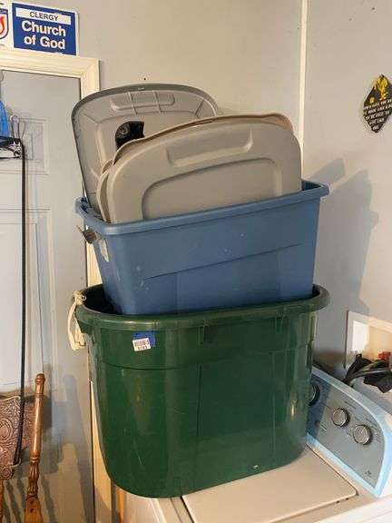 Plastic storage totes and lids - Hurley Real Estate & Auctions
